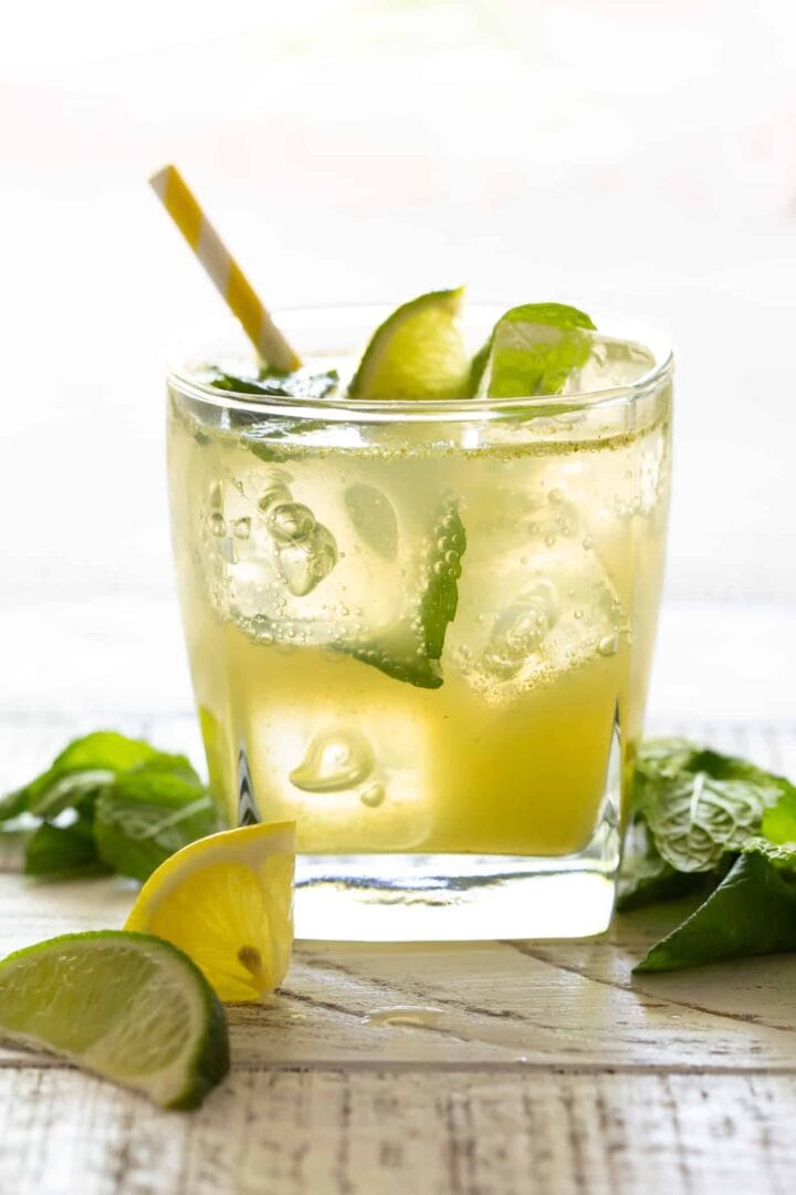 5 Refreshing Vodka Cocktails for Summer - Garnish with Lemon
