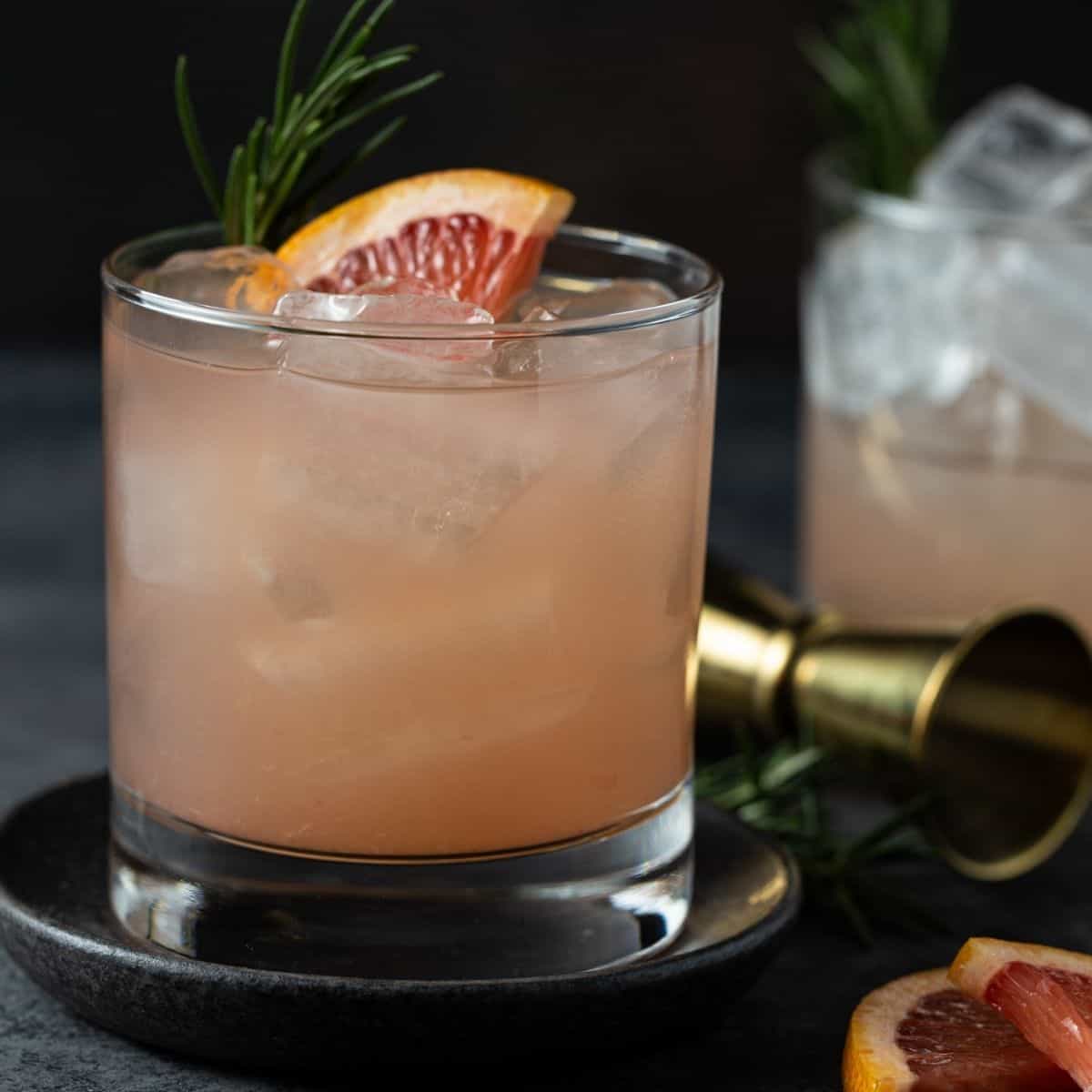 Easy Greyhound Cocktail Recipe (make with gin or vodka!)