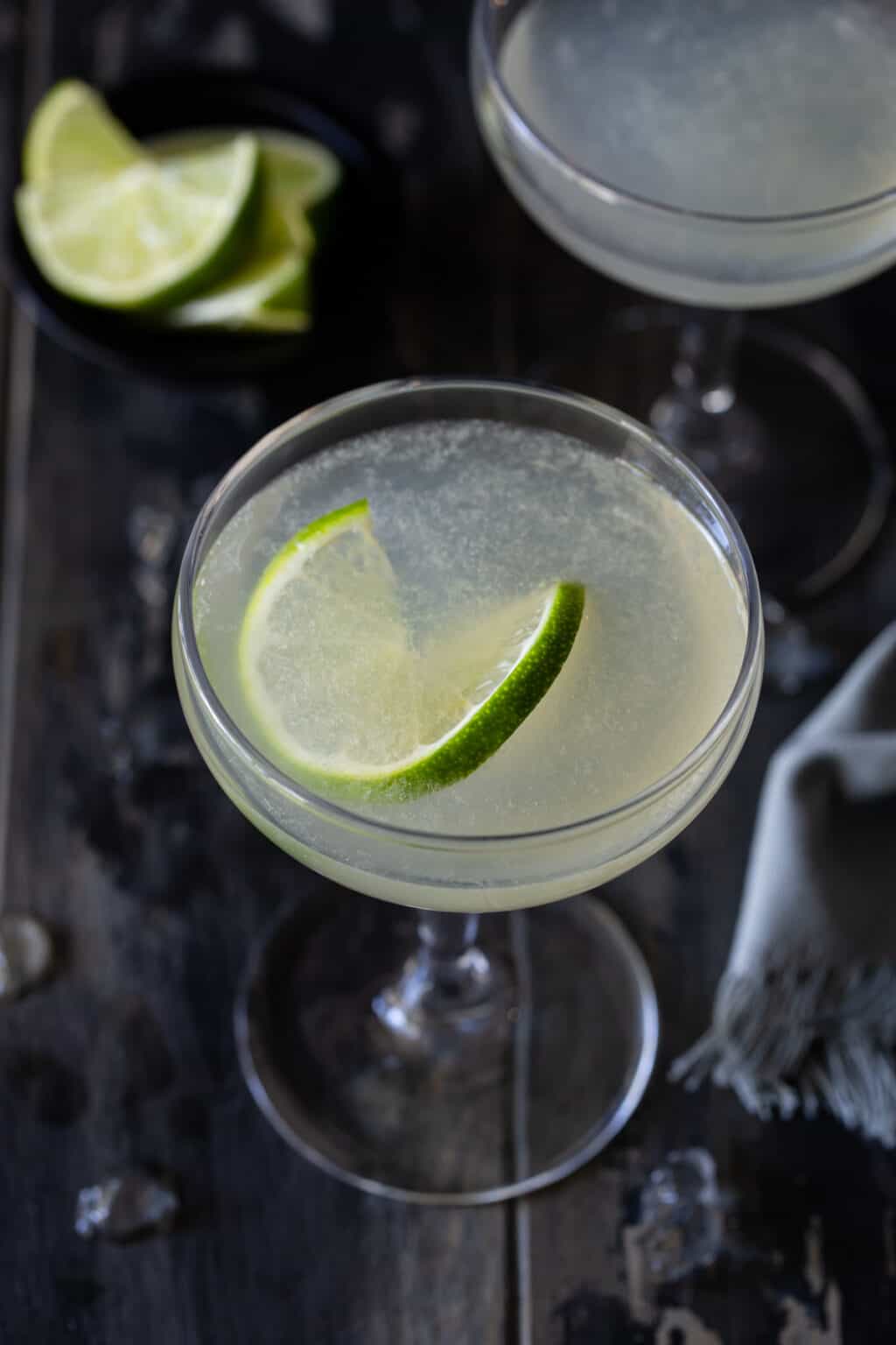 Authentic 3-ingredient Classic Daiquiri Recipe - Garnish with Lemon