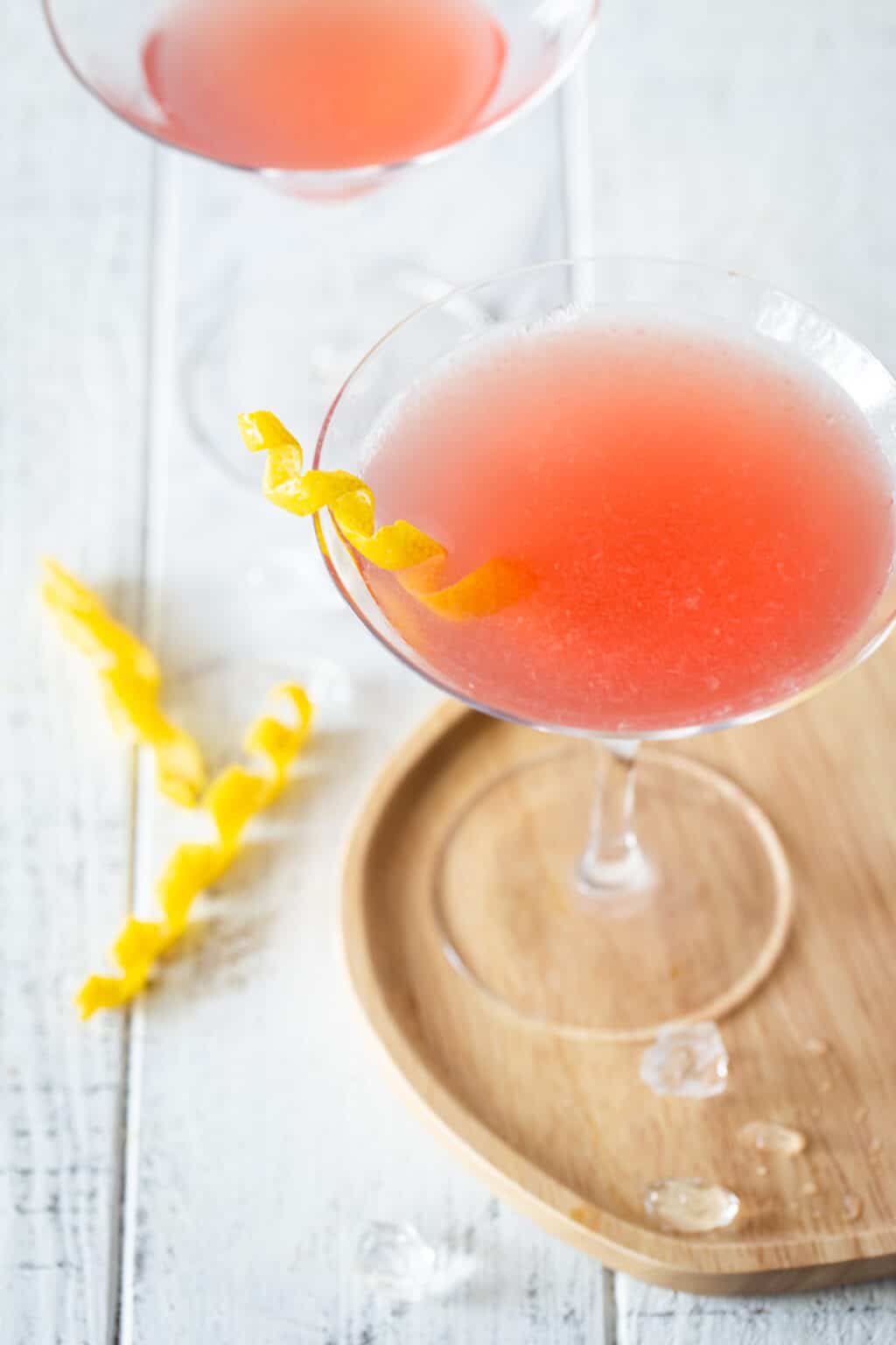 The BEST Classic Cosmo Recipe - Garnish with Lemon