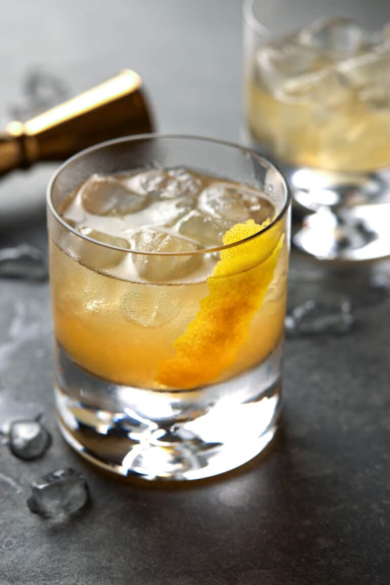 The BEST Gold Rush Cocktail (w/ginger liqueur) - Garnish with Lemon